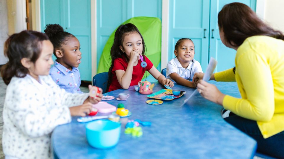 5 Inspiring Youth Initiative Programs: Building Brighter Futures ...